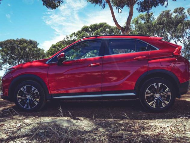 The new Mitsubishi Eclipse Cross Compact SUV - Mitsubishi PMB